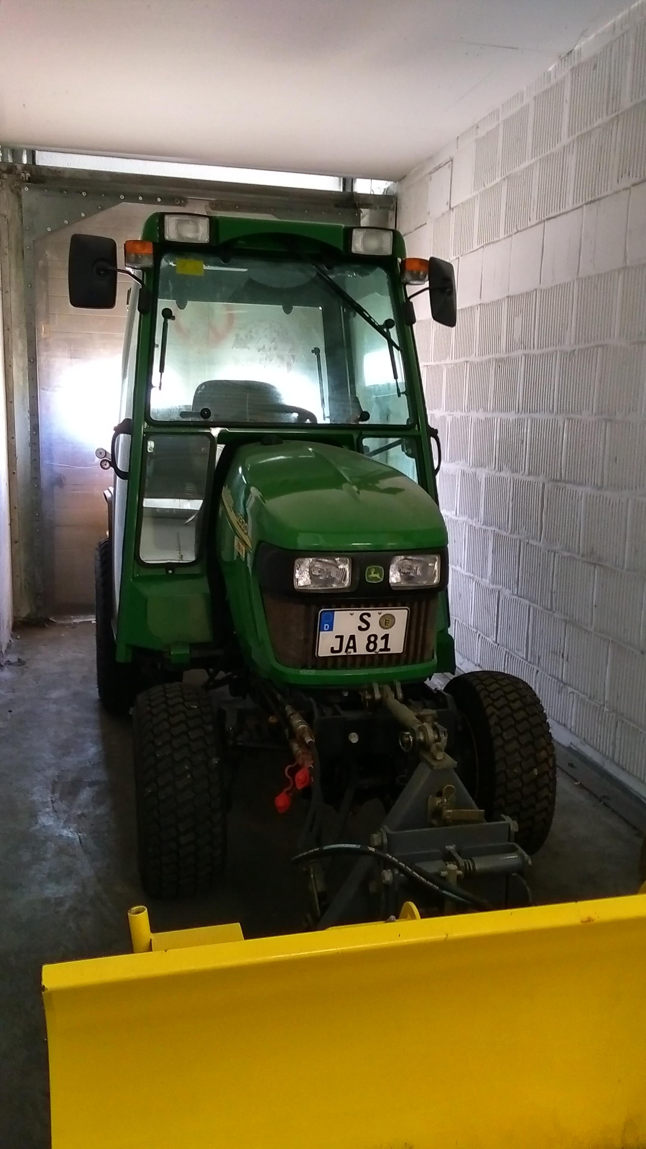 JAGO AG - Storage Facilities, Forklift Trucks, Utility Tractors ...
