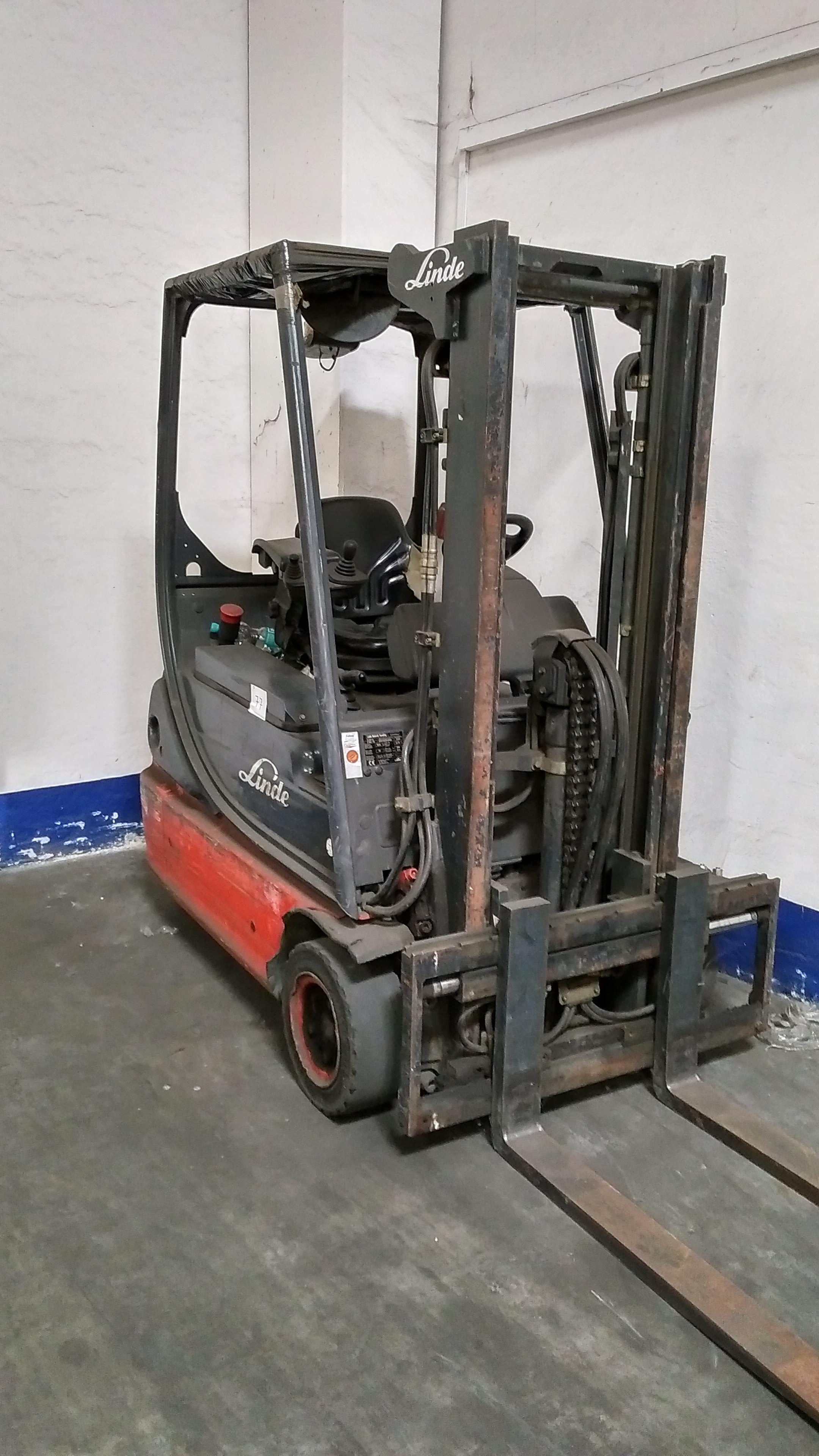 JAGO AG - Storage Facilities, Forklift Trucks, Utility Tractors ...